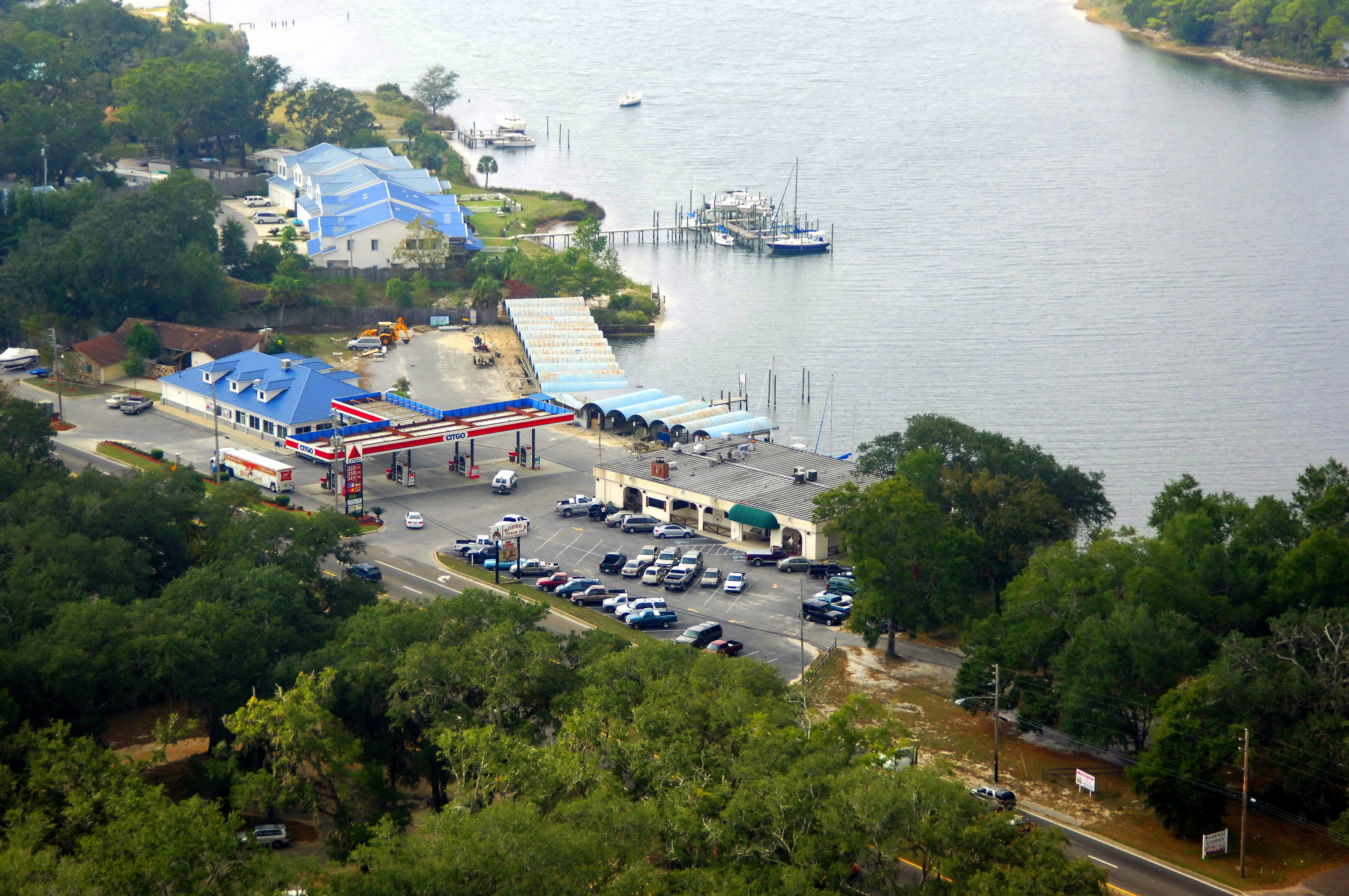 Pier 98 Marina in Panama City, FL, United States - Marina Reviews ...