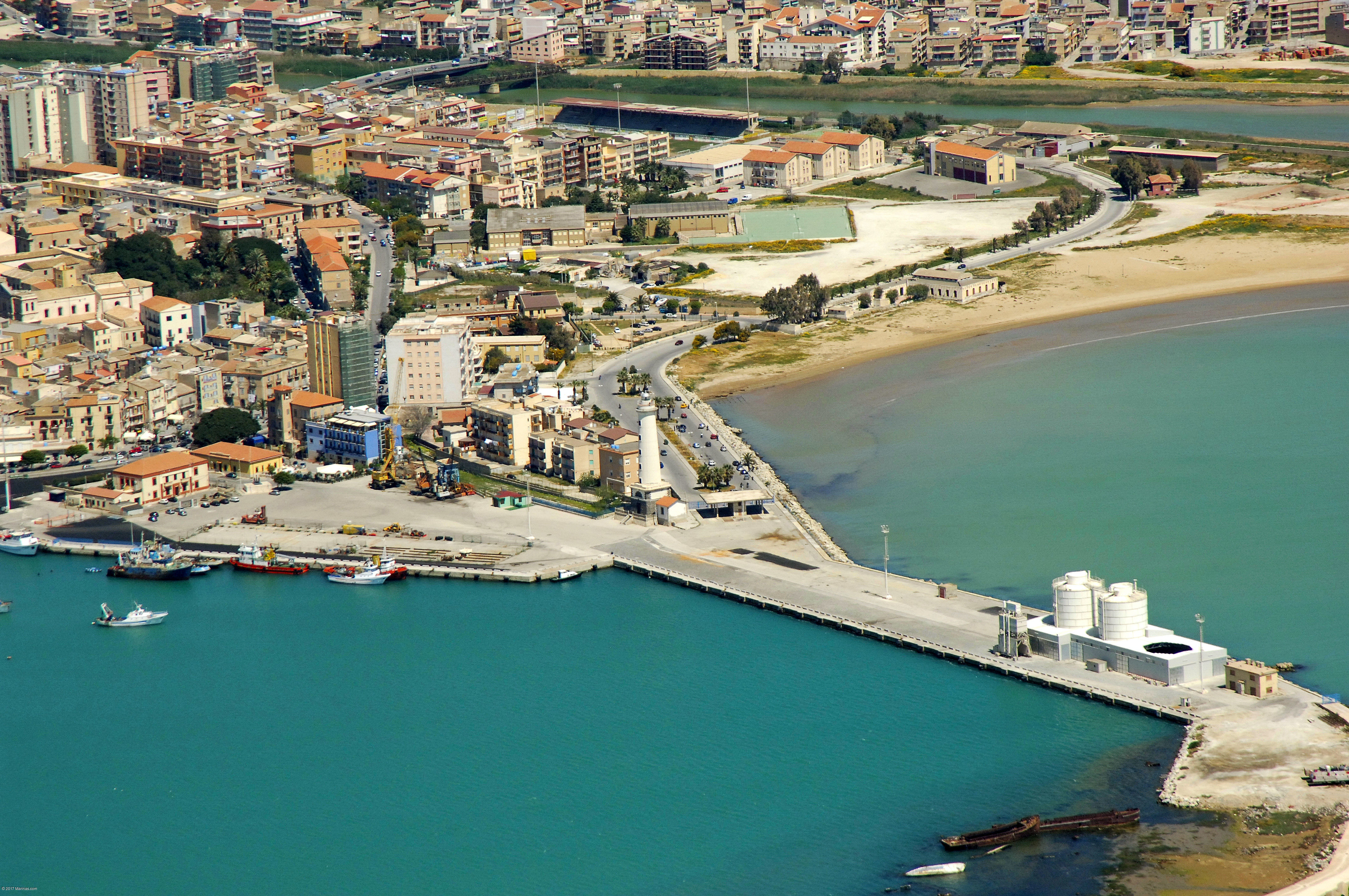 Licata Light Lighthouse in Licata, Sicily, Italy - lighthouse Reviews ...