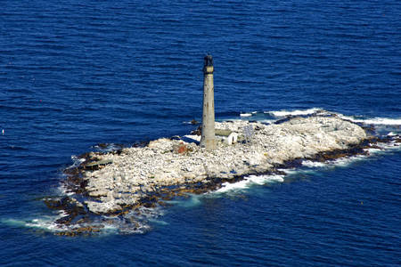 Boon Island Lighthouse in ME, United States - lighthouse Reviews ...
