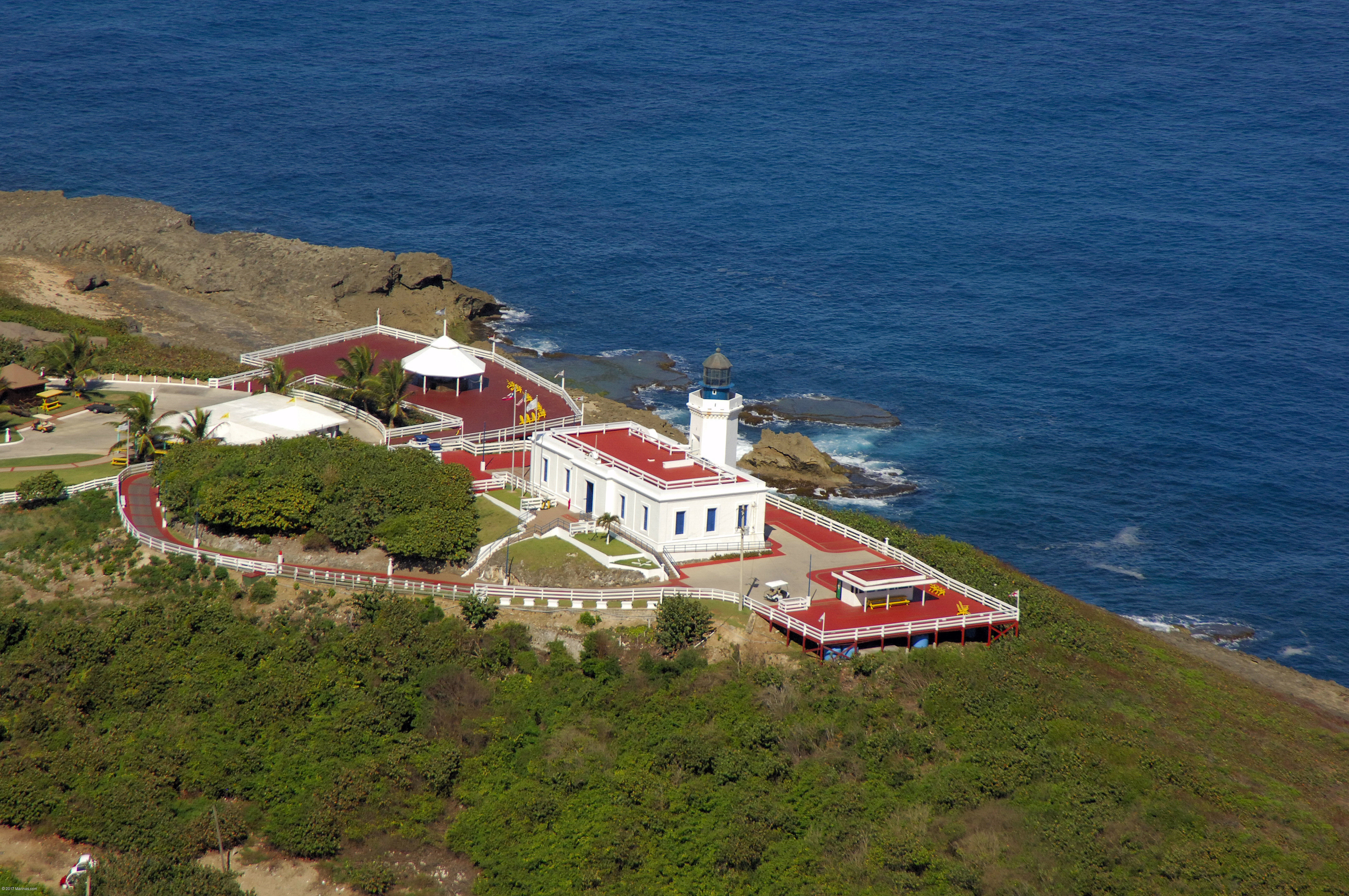 Arecibo Lighthouse in Sector El Muelle, Arecibo, Puerto Rico - lighthouse Reviews - Phone Number ...
