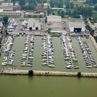 Drawbridge Marina in Port Clinton, OH, United States - Marina Reviews ...