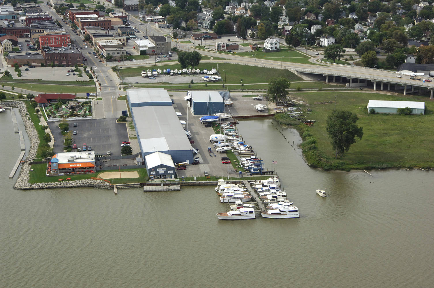 Pier 7 Marina slip, dock, mooring reservations - Dockwa