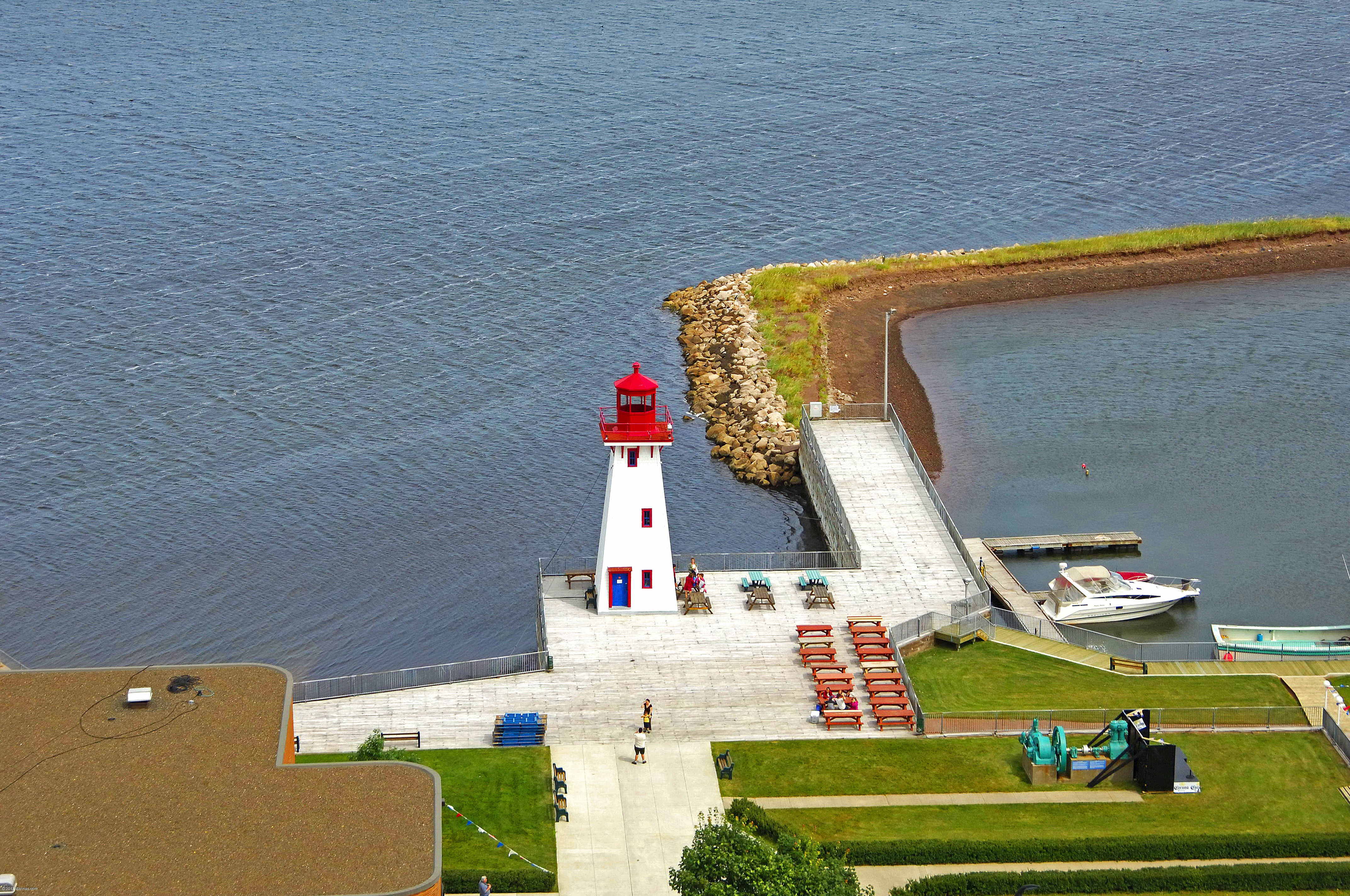Shippagan Lighthouse in Shippagan, NB, Canada - lighthouse Reviews ...