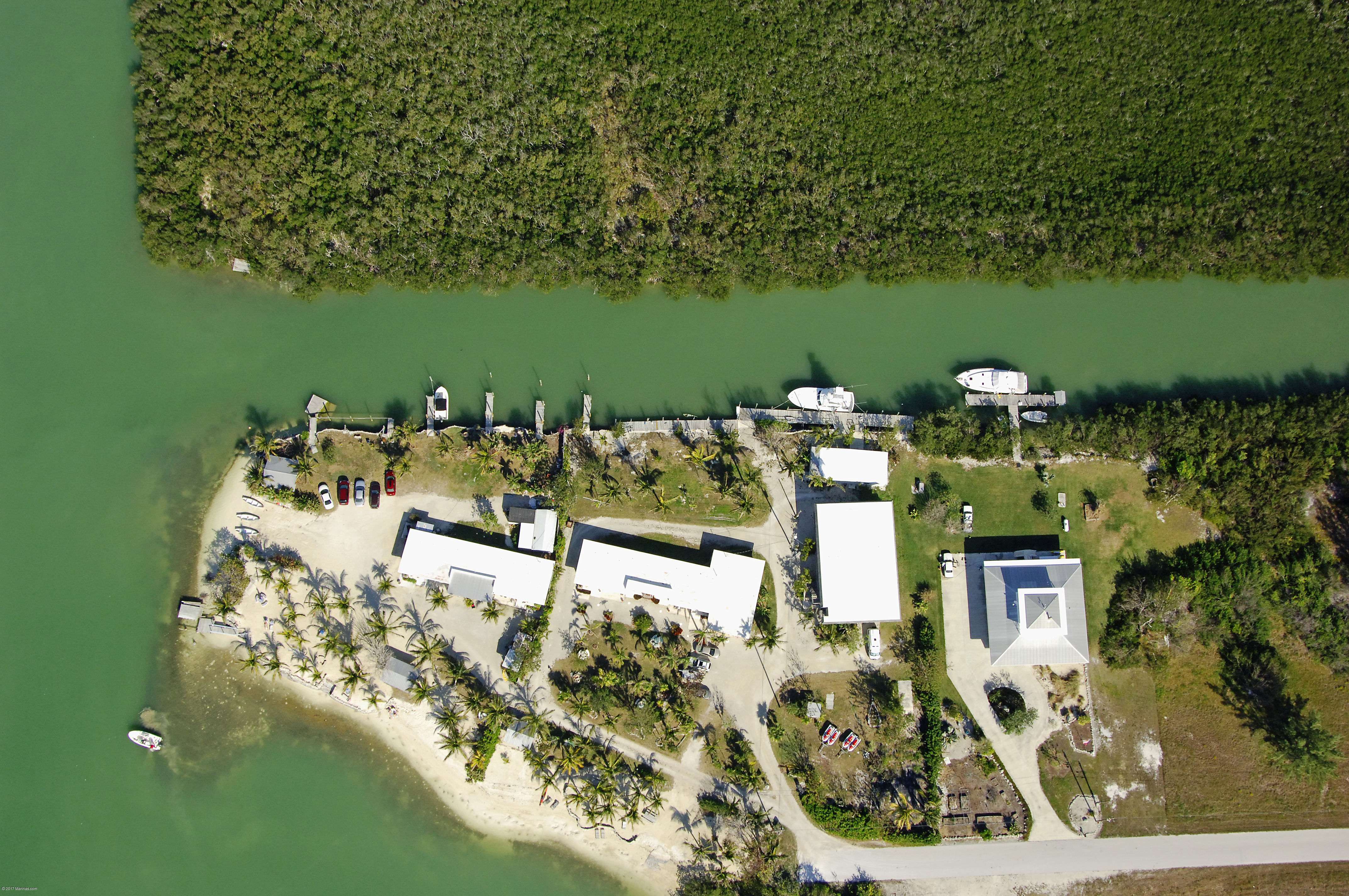 Valhalla Beach Resort in Marathon, FL, United States - Marina Reviews ...