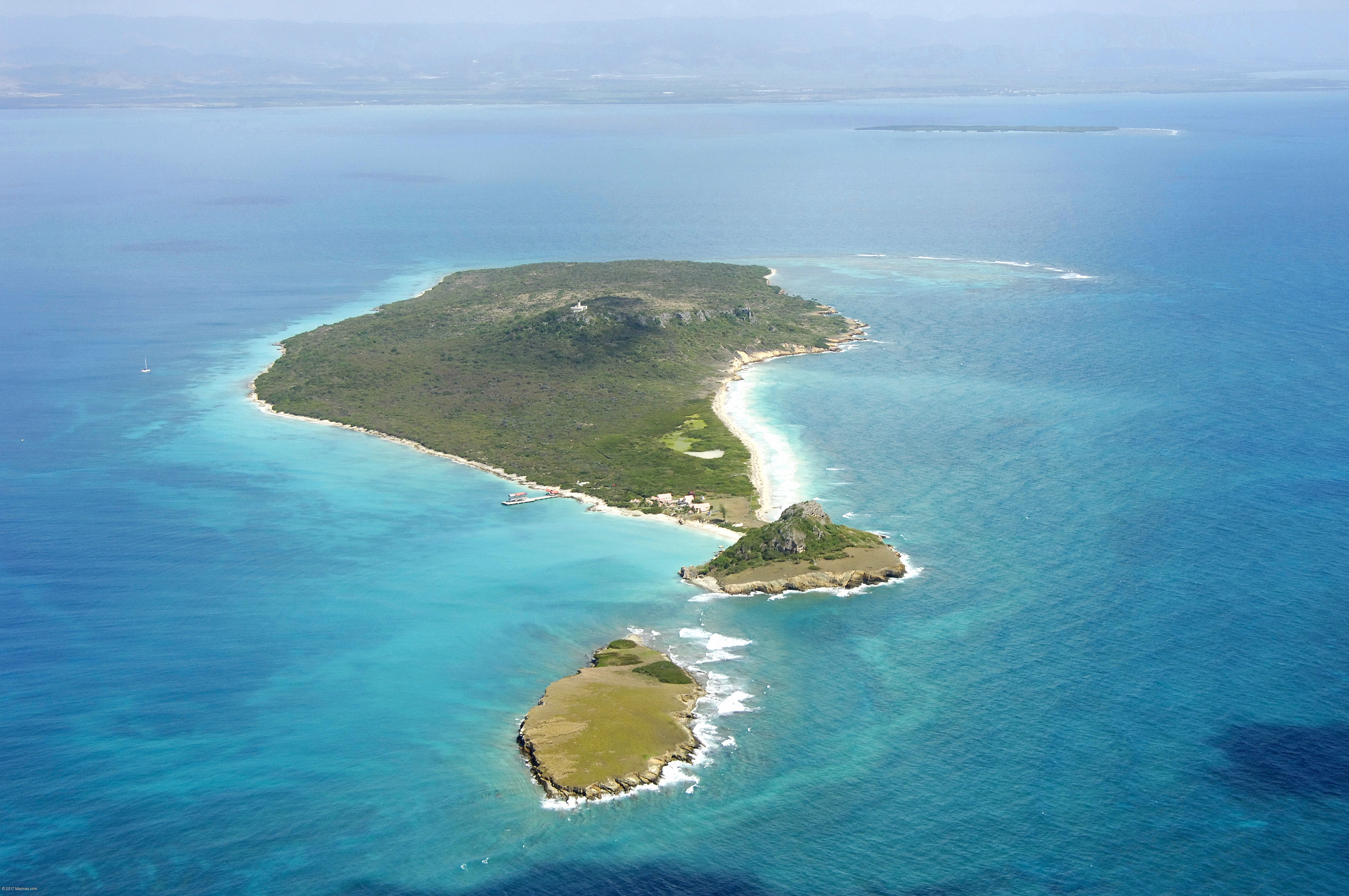 Isla Caja de Muertos Harbor in Puerto Rico - harbor Reviews - Phone ...