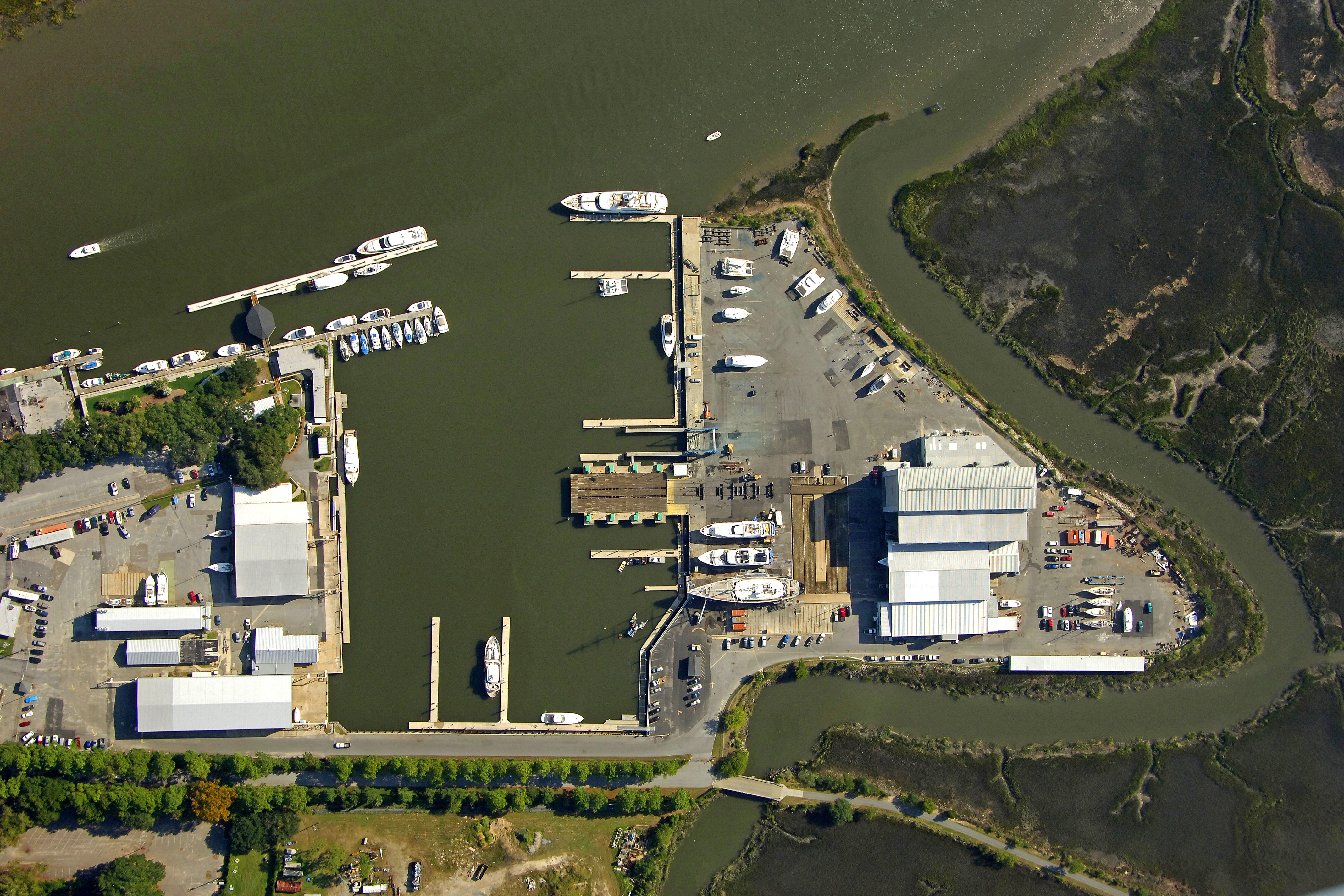 Thunderbolt Marine in Thunderbolt, GA, United States - Marina Reviews ...