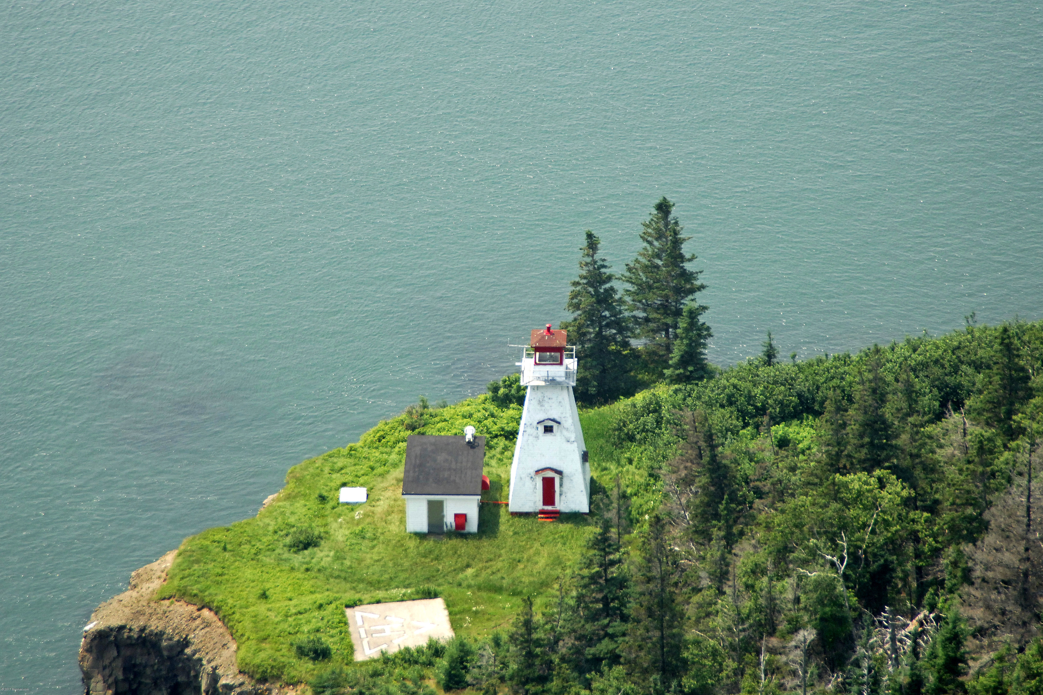 Cape Sharp Lighthouse in Parrsboro, NS, Canada - lighthouse Reviews ...