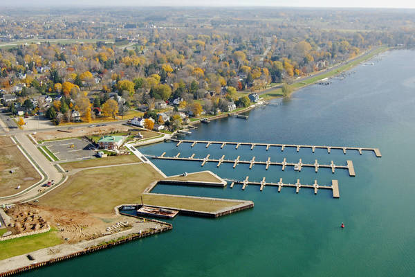 CenterPointe Marina slip, dock, mooring reservations - Dockwa
