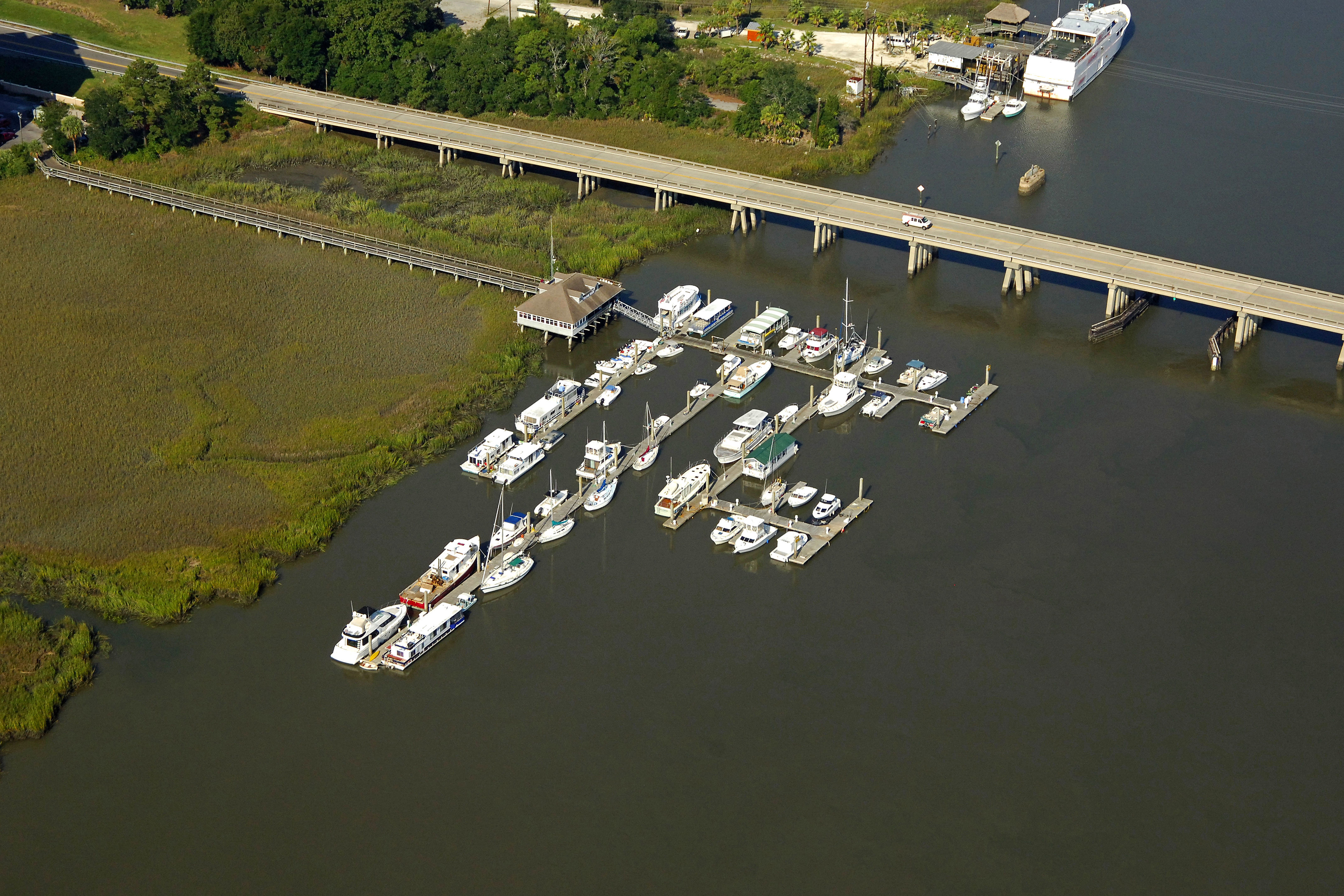 Bull River Marina in Savannah, GA, United States - Marina Reviews ...