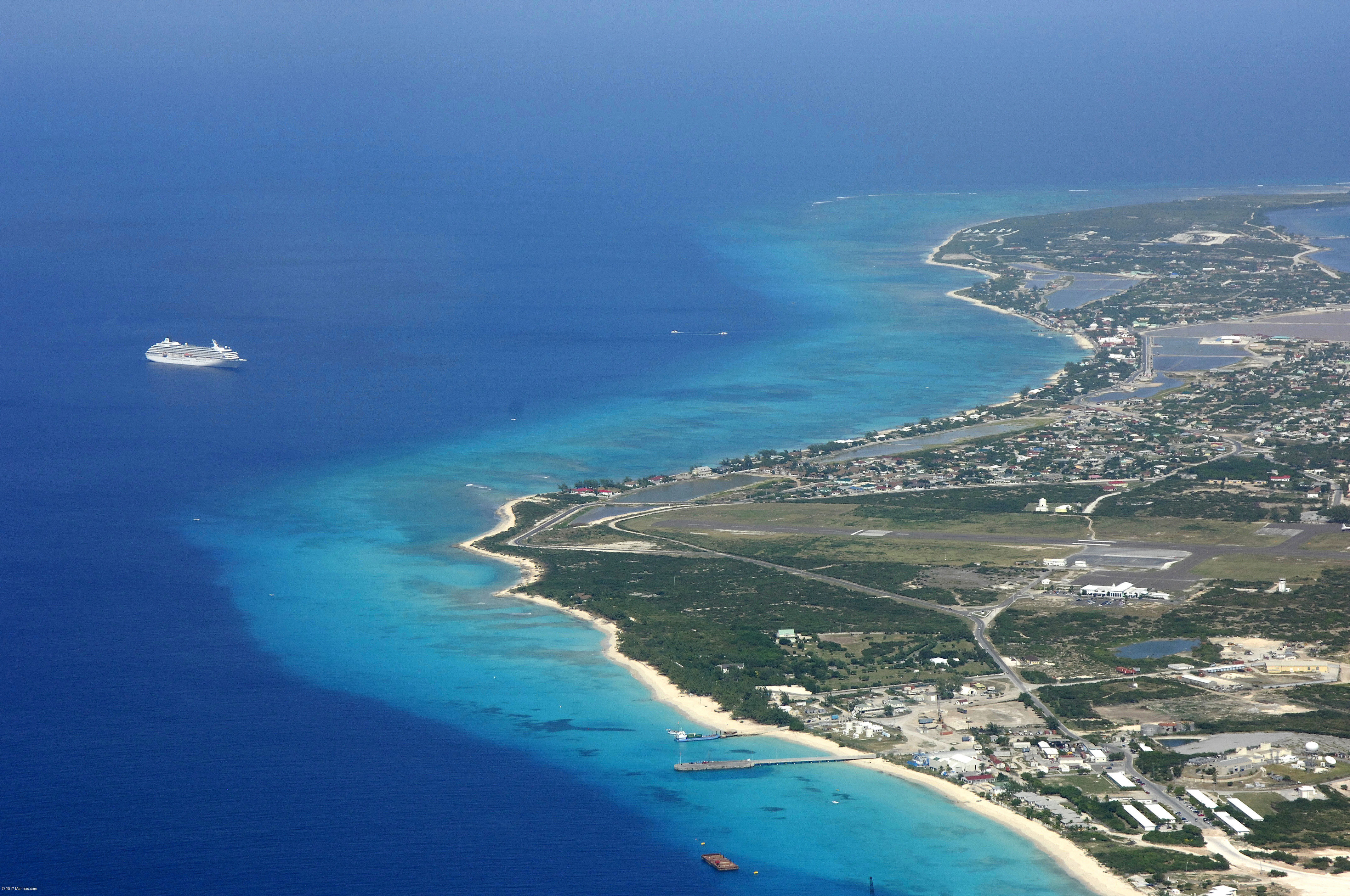 Cockburn Town Harbor in Cockburn Town, Grand Turk, Turks and Caicos ...
