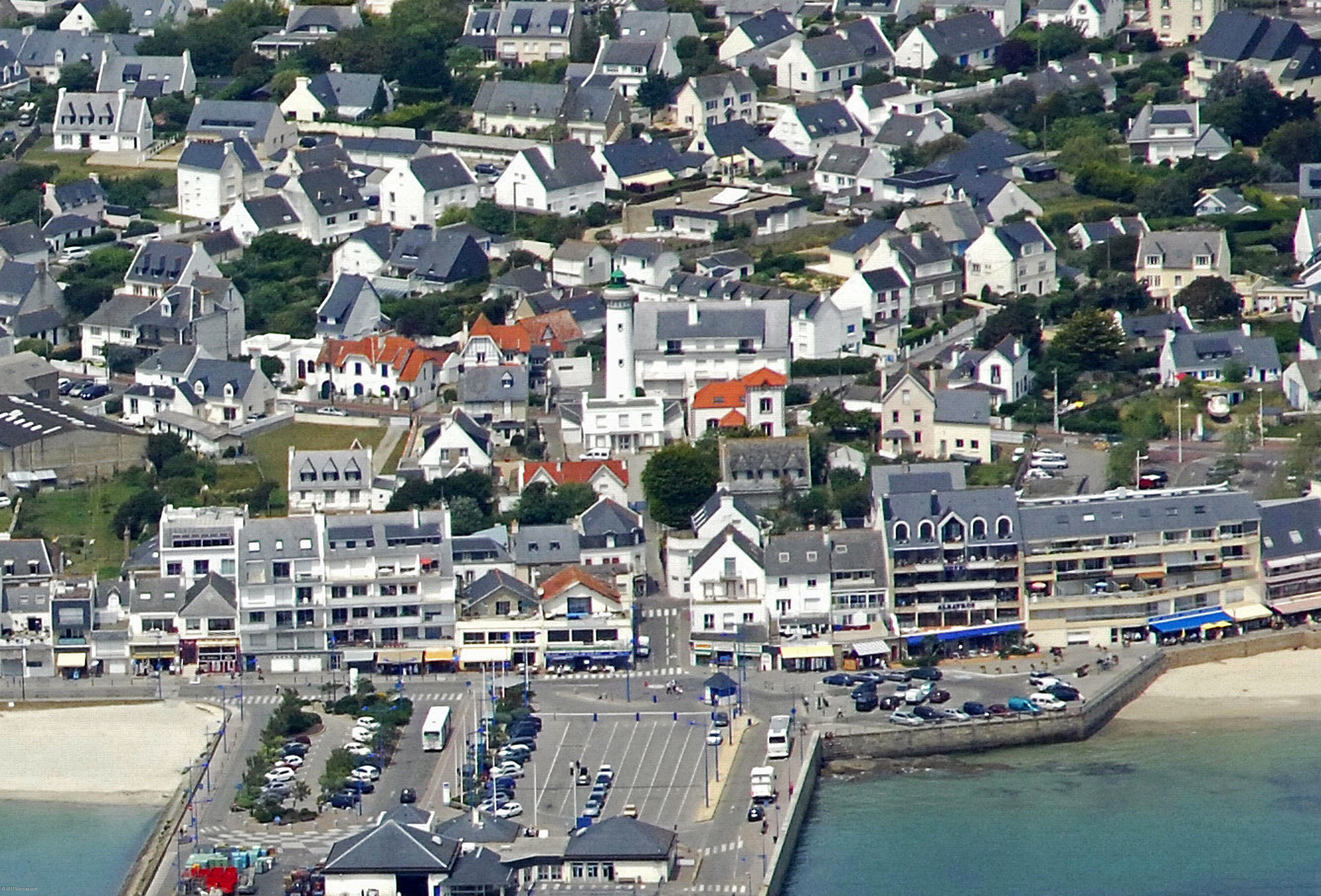 Quiberon Lighthouse in Quiberon, Brittany, France - lighthouse Reviews ...