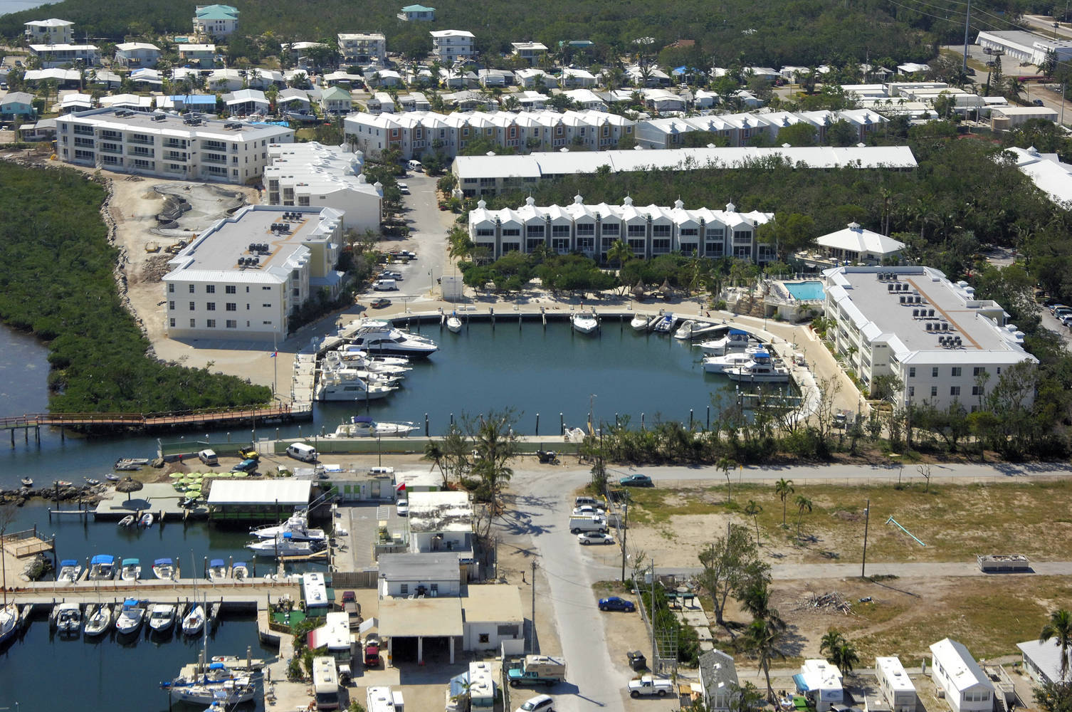 Mariners Club HOA slip, dock, mooring reservations - Dockwa