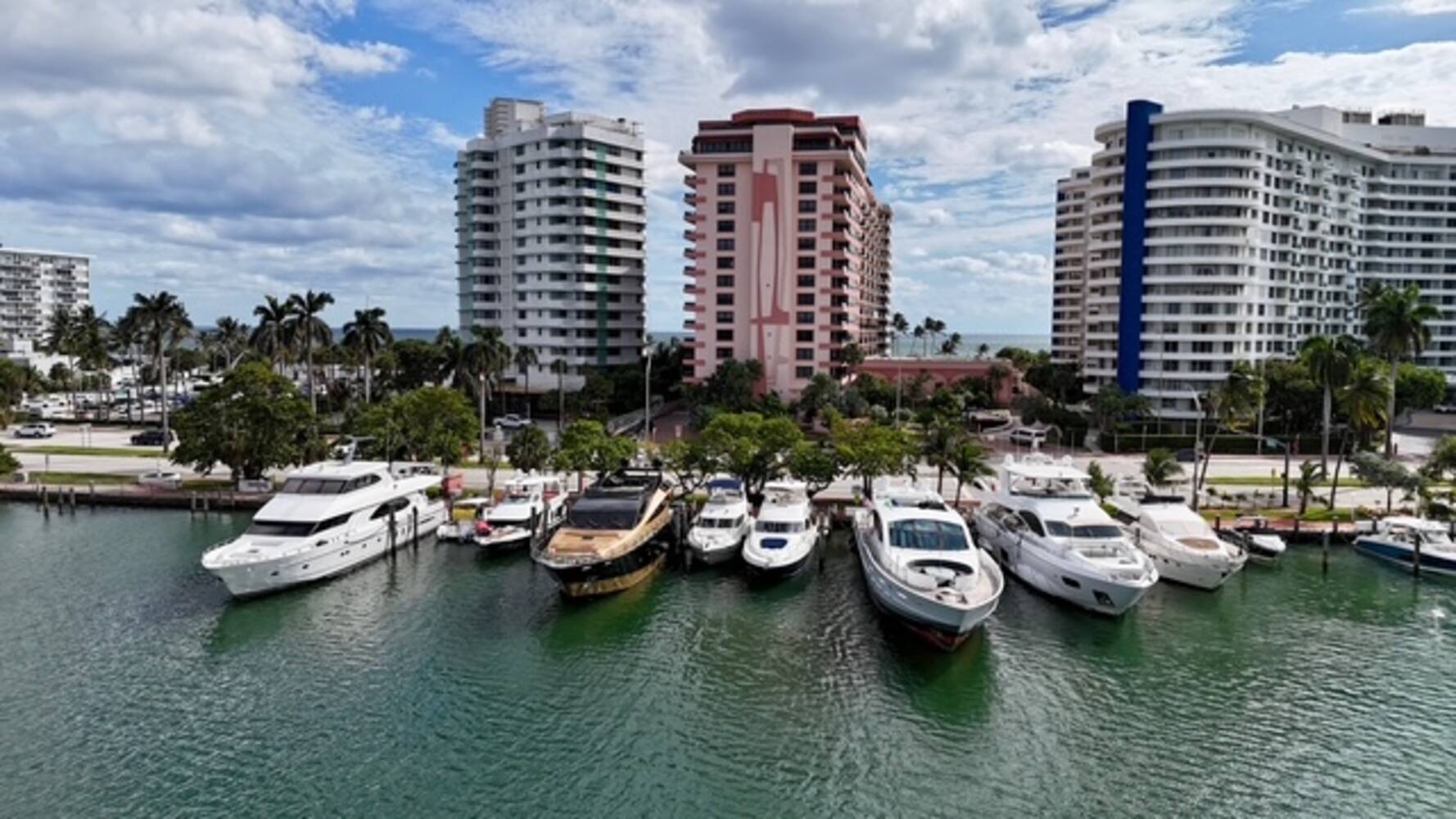 KDM Marina, Inc. slip, dock, mooring reservations - Dockwa