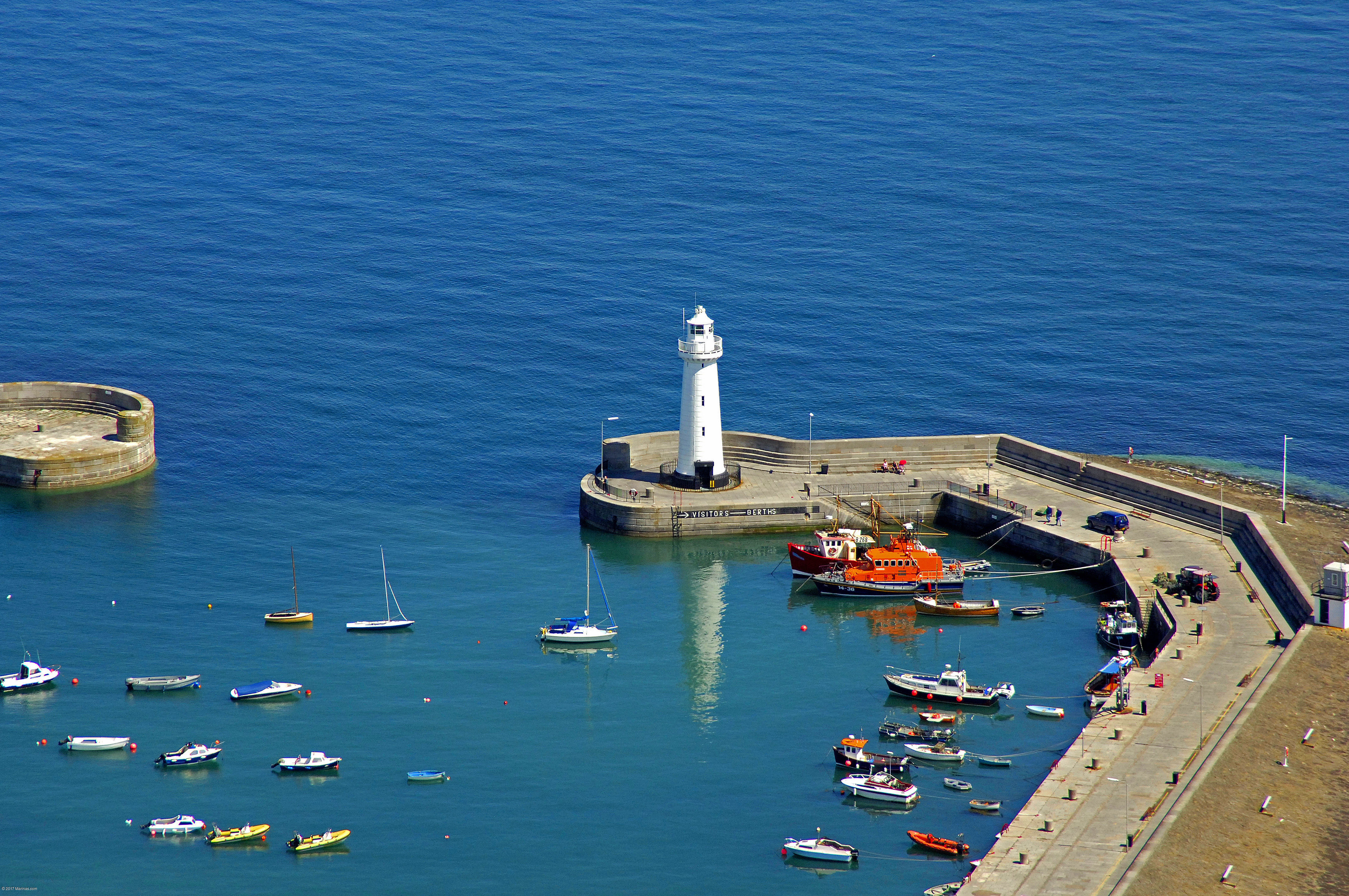 Donaghadee Lighthouse in Donaghadee, NI, United Kingdom - lighthouse ...