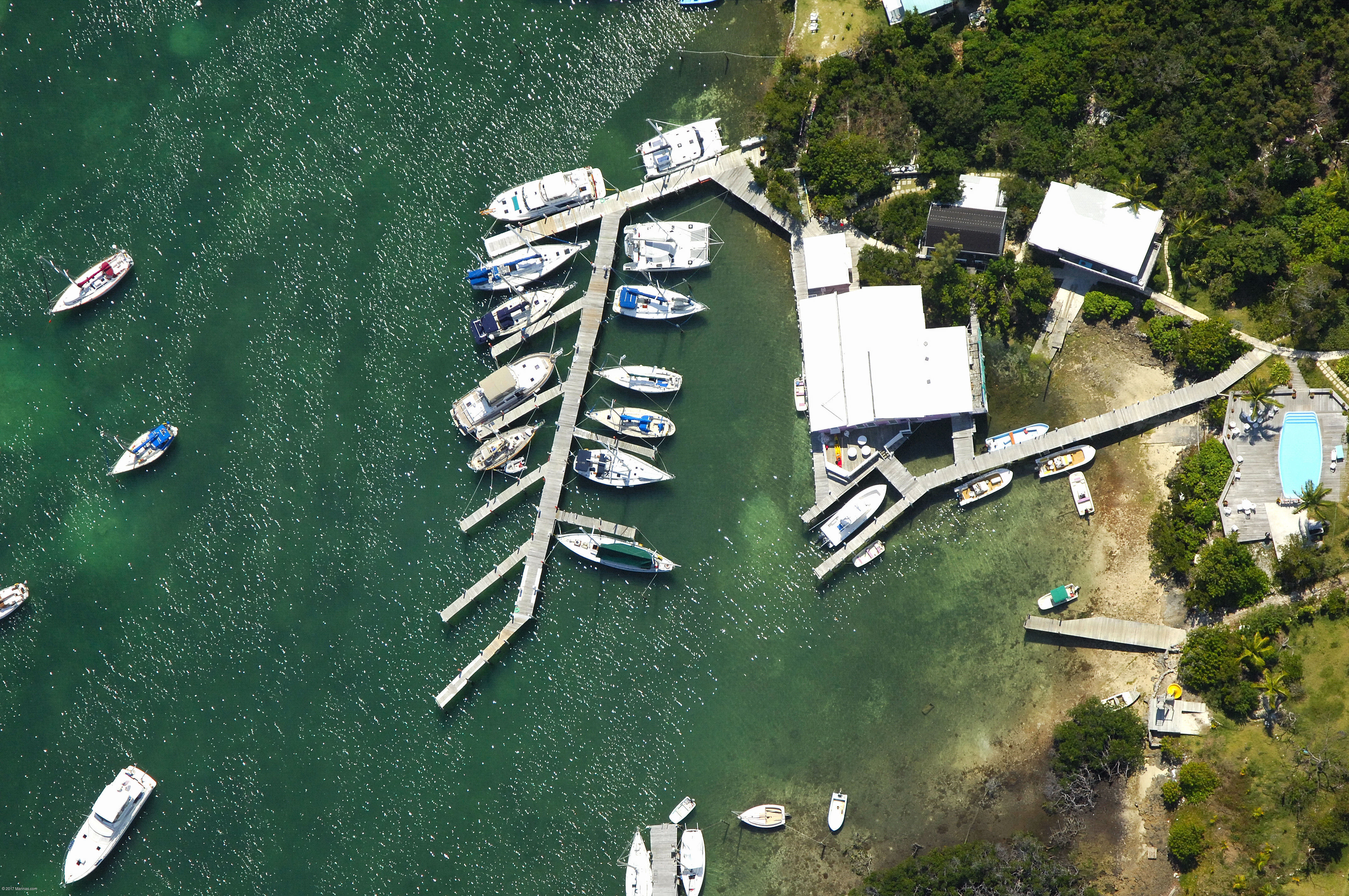 Hope Town Inn & Marina in Hope Town, Bahamas - Marina Reviews - Phone ...