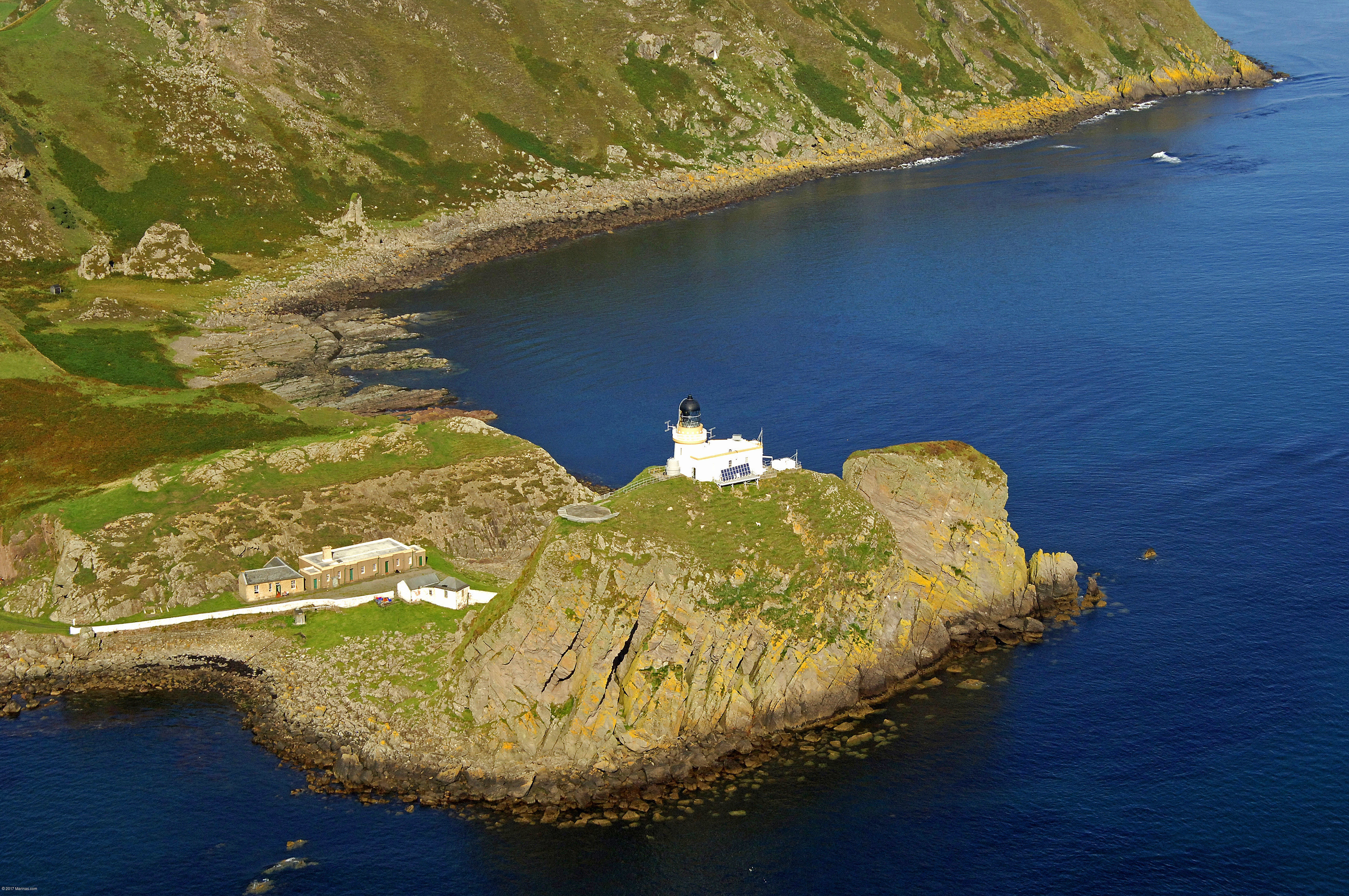 Sanda Island Lighthouse in Southend, SC, United Kingdom - lighthouse ...