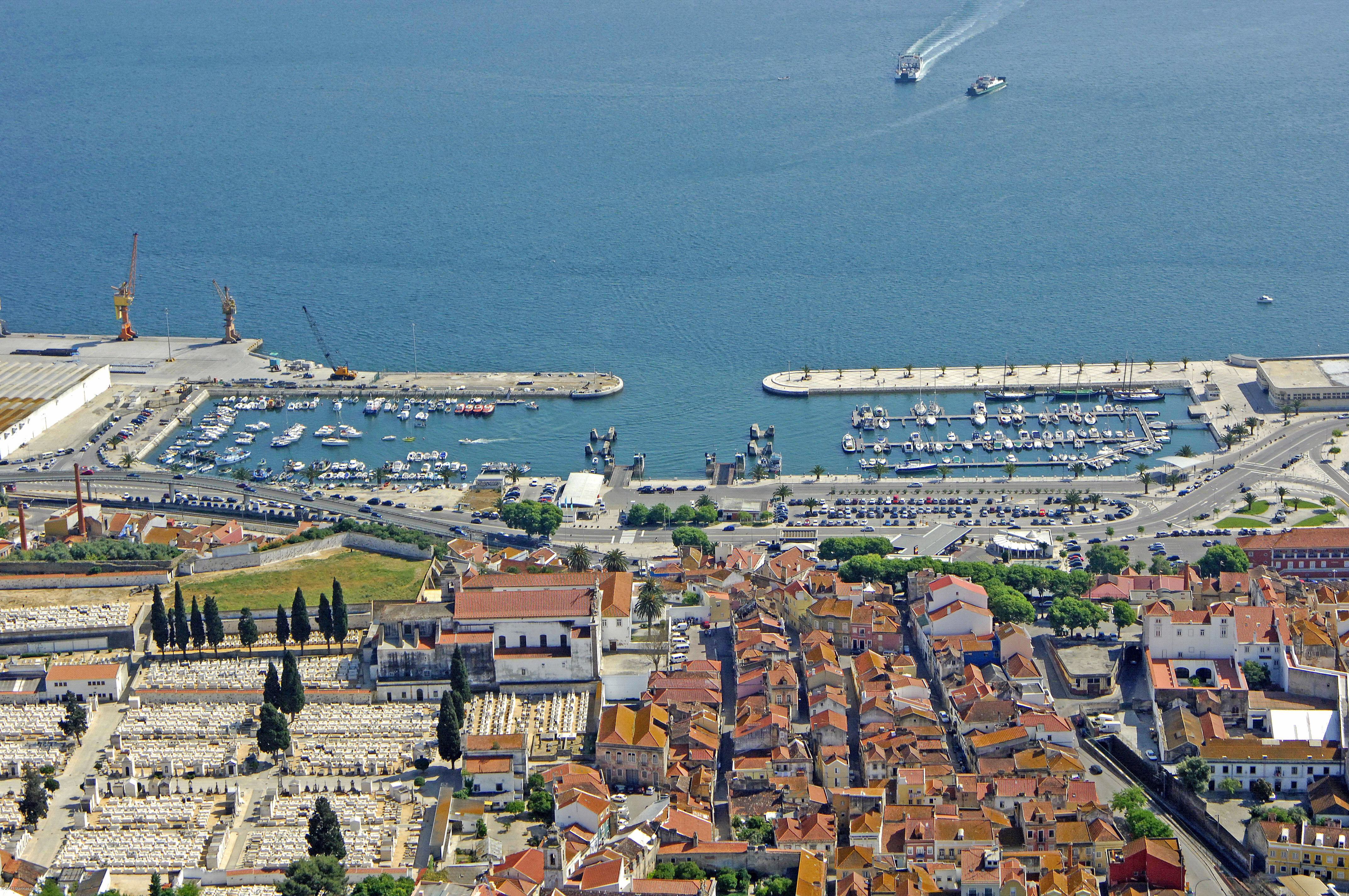 Setubal Marina in Setubal, Portugal - Marina Reviews - Phone Number ...