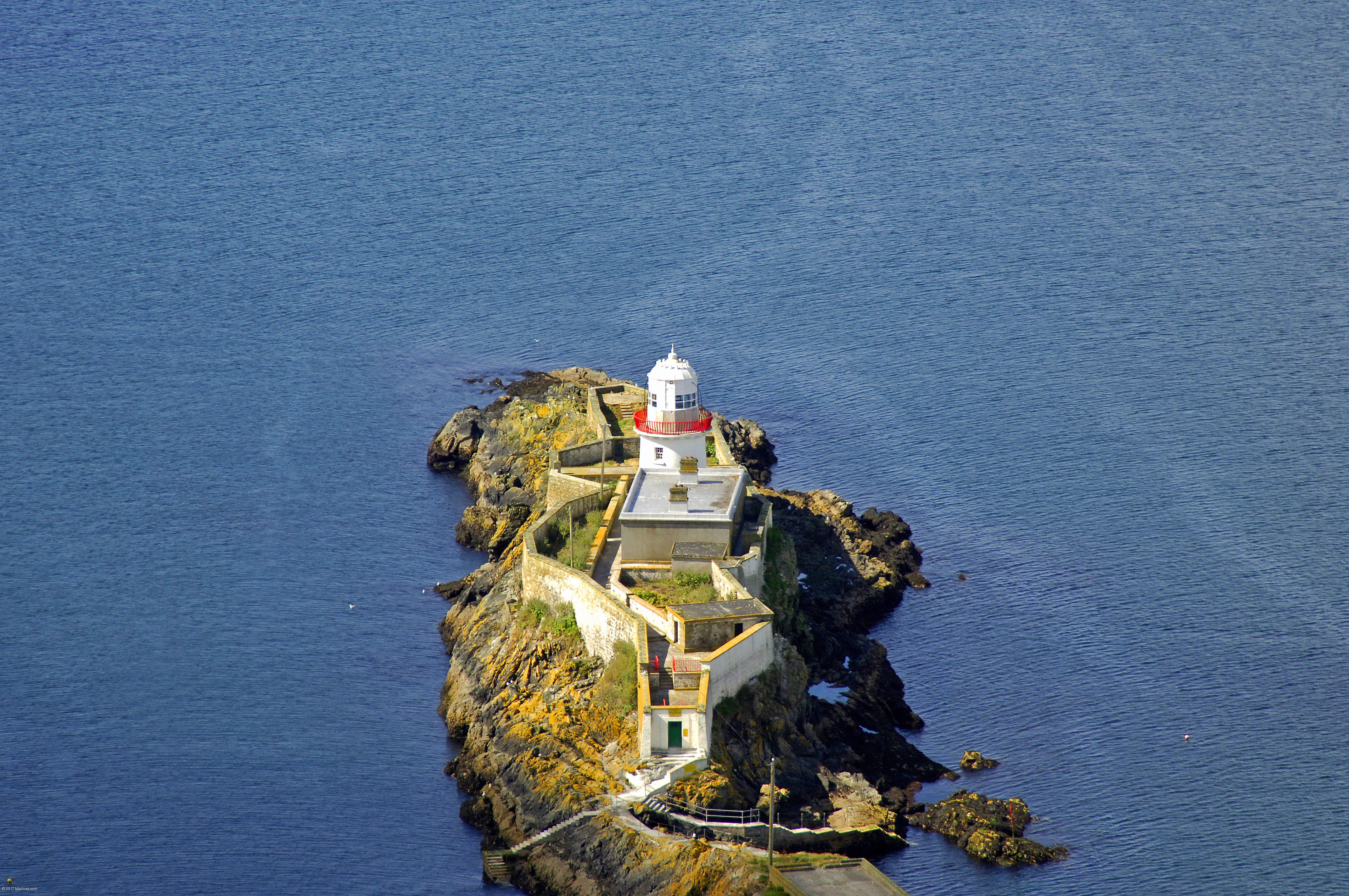 Rotten Island Light Lighthouse in near Killybegs, Killybegs Harbour ...
