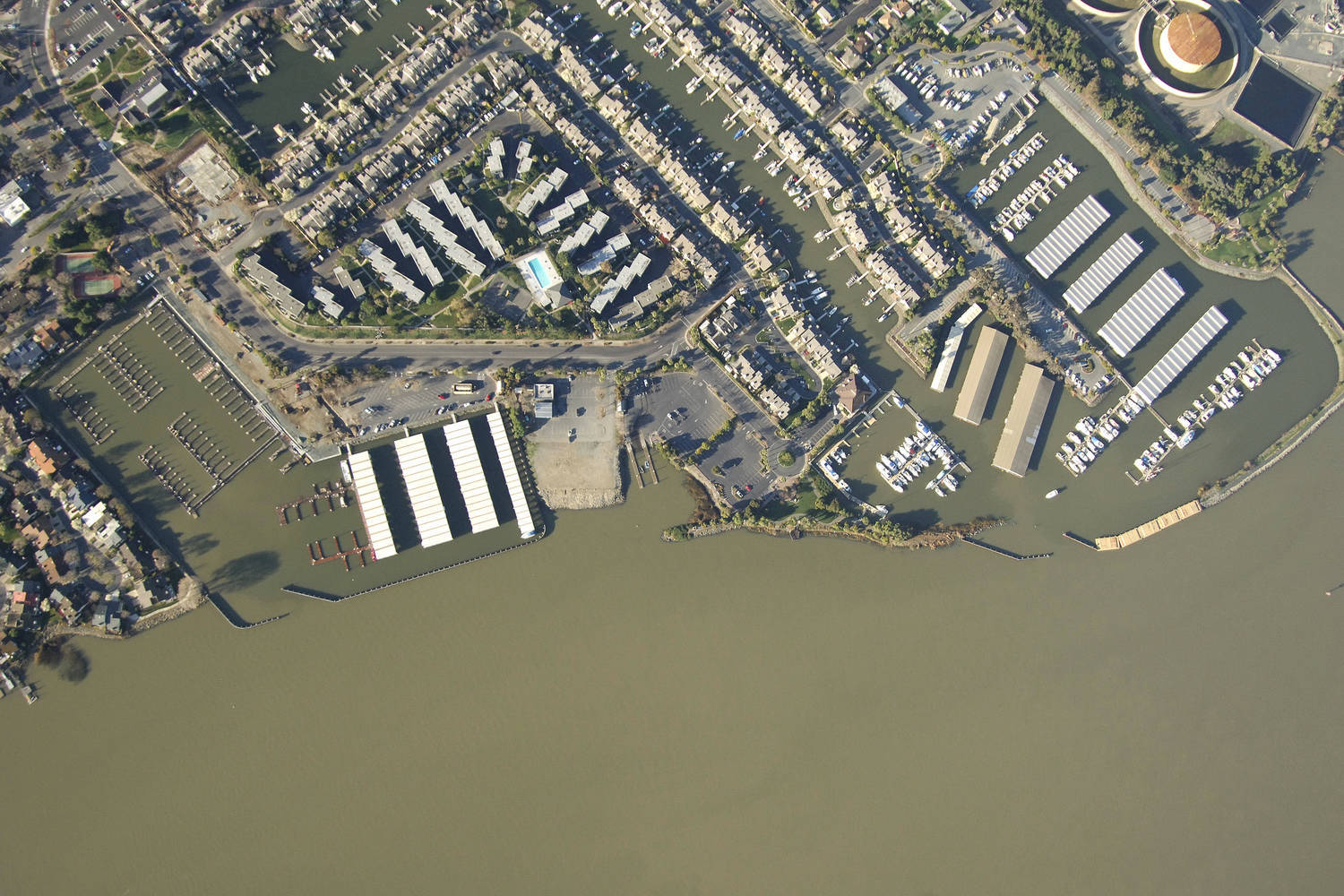 Pittsburg Marina slip, dock, mooring reservations - Dockwa